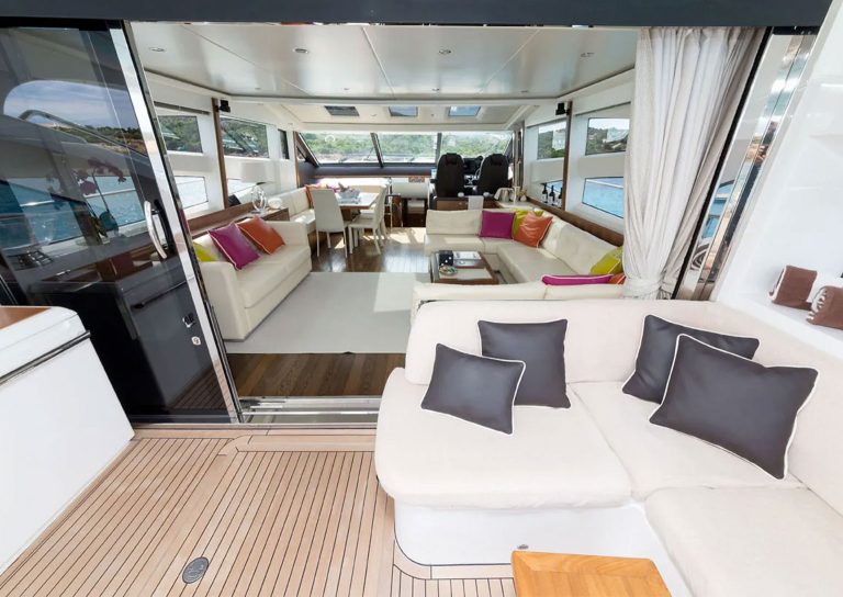 Princess- 78 ft – Yacht Club Sorrento